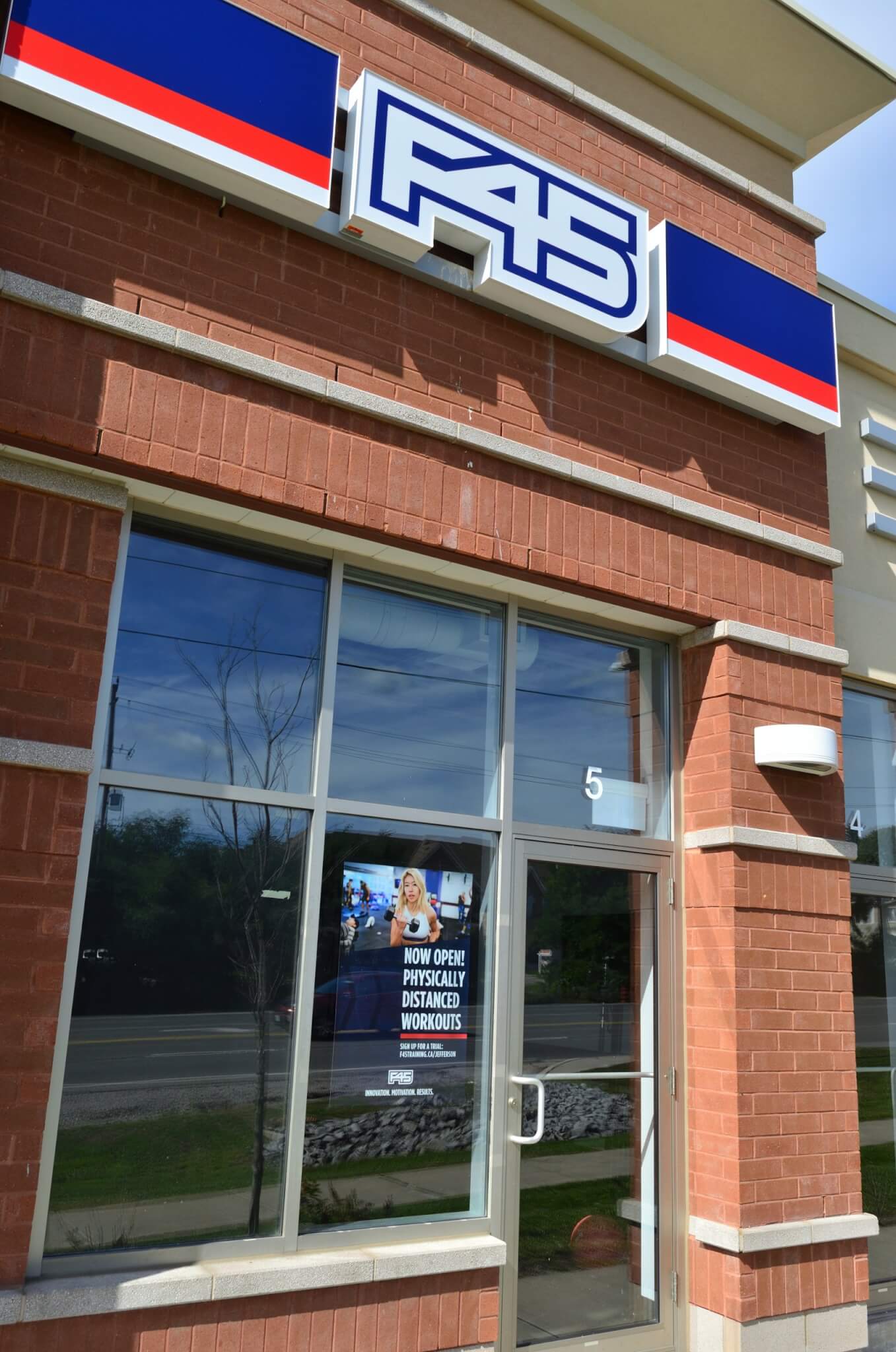 F45 Training Cost & Review 2025: Pros, Cons, Workouts, Value ...