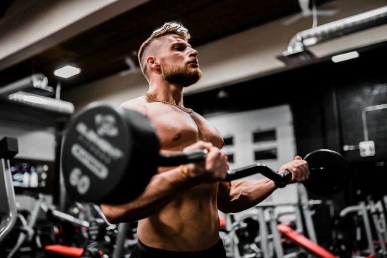 CrossFit vs Bodybuilding: Which Is Right for You in 2025?