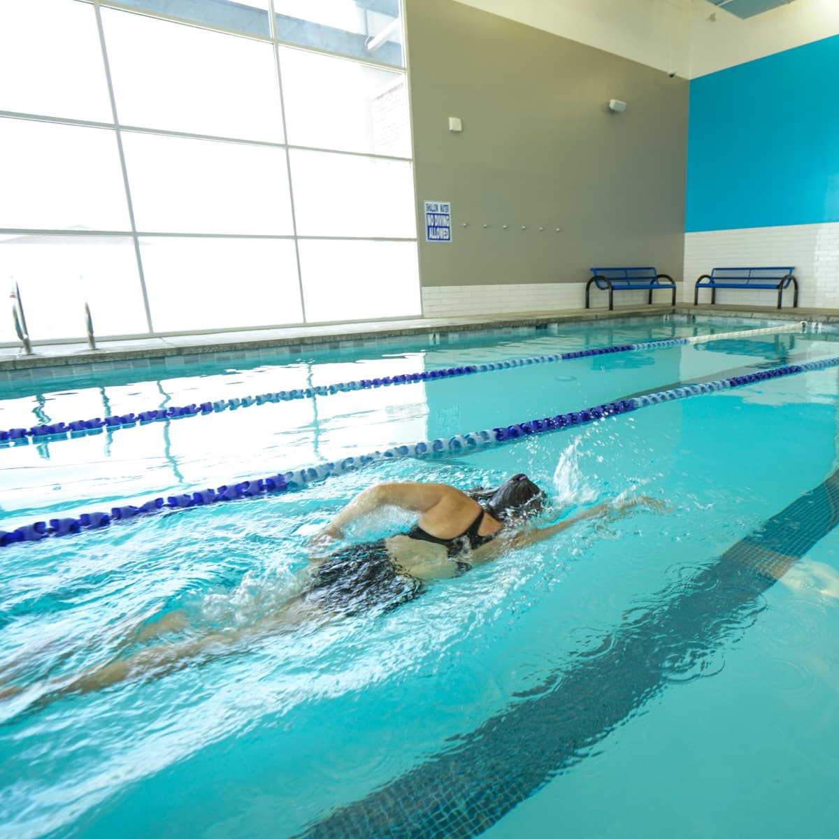 10 Best Gyms With Pools, Saunas & Hot Tubs