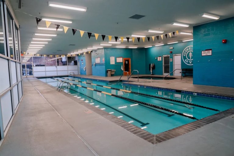 10 Best Gyms With Pools, Saunas & Hot Tubs