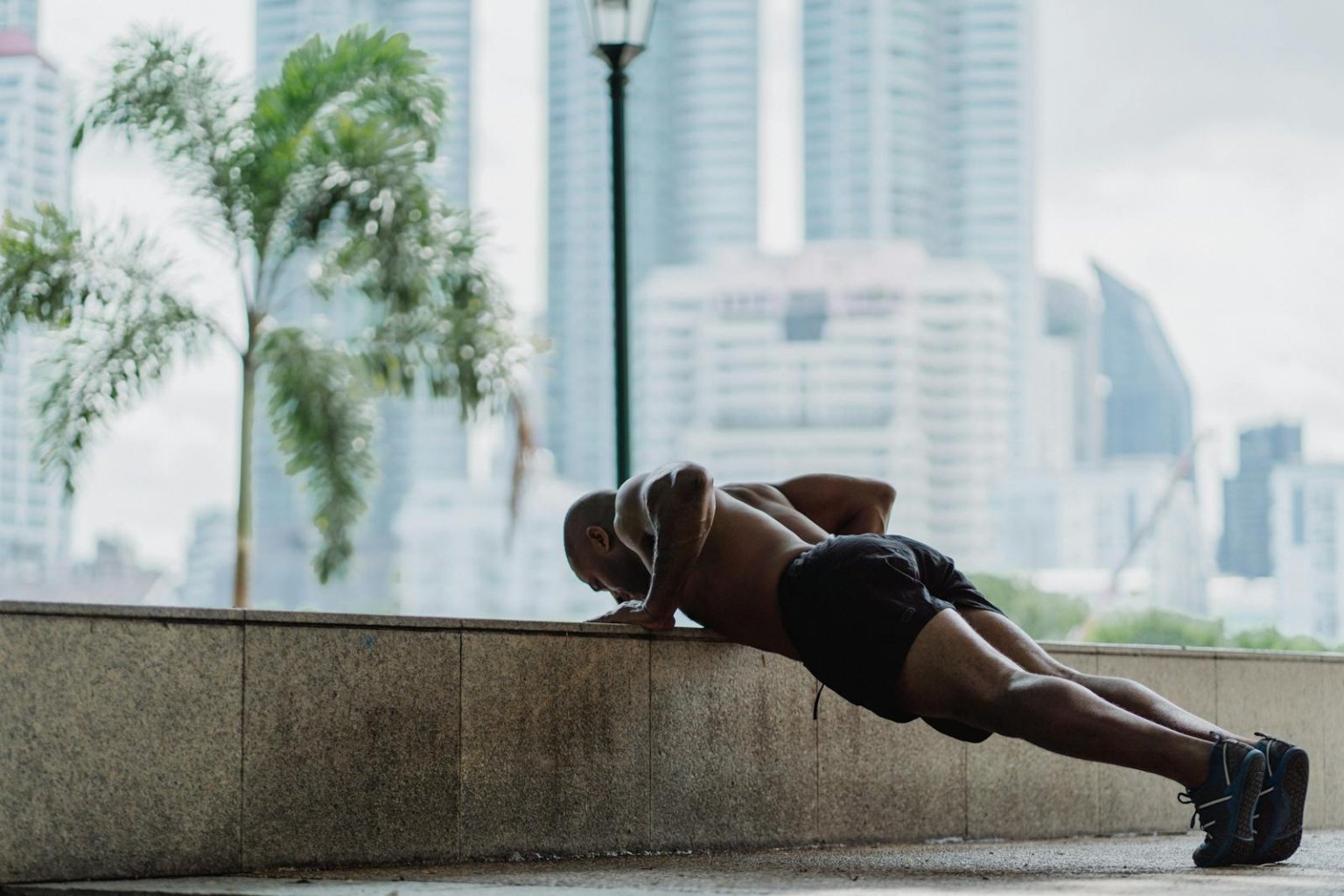 Incline Push-Ups: 5 Variations to Build Chest & Shoulder Strength