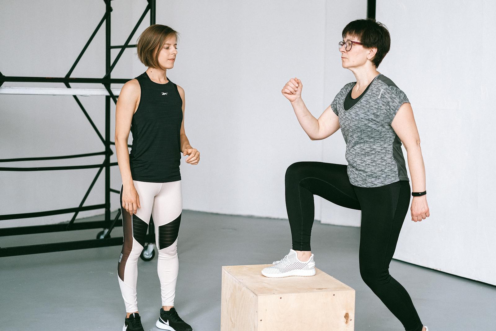 15 Best Step Exercises: Burn Fat, Tone Body & Boost Endurance