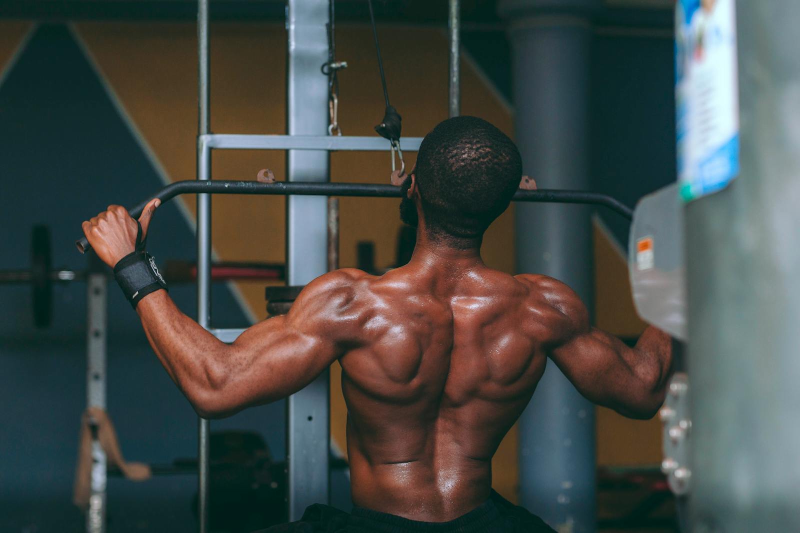 12 Best Lat Exercises to Build a Wider, Stronger Back