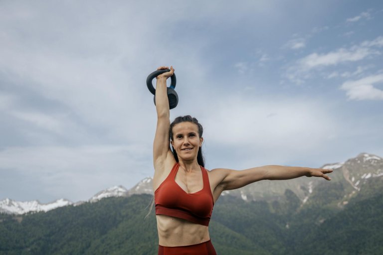 15 Best Kettlebell Shoulder Exercises for Strength and Stability
