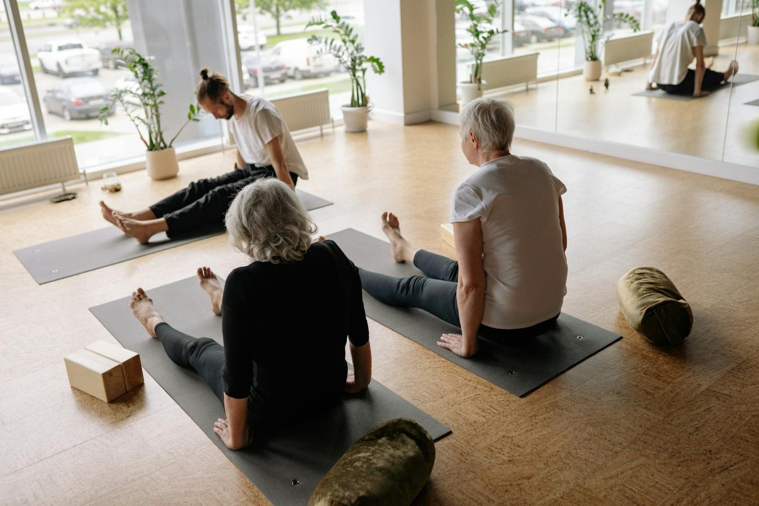10 Best Foot Exercises for Seniors for Better Balance