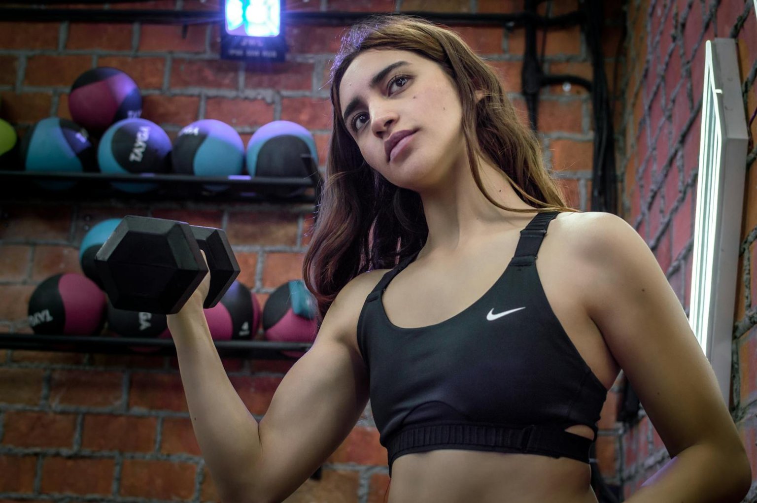 12 Best Bicep Exercises for Women: Sculpt Lean & Defined Arms