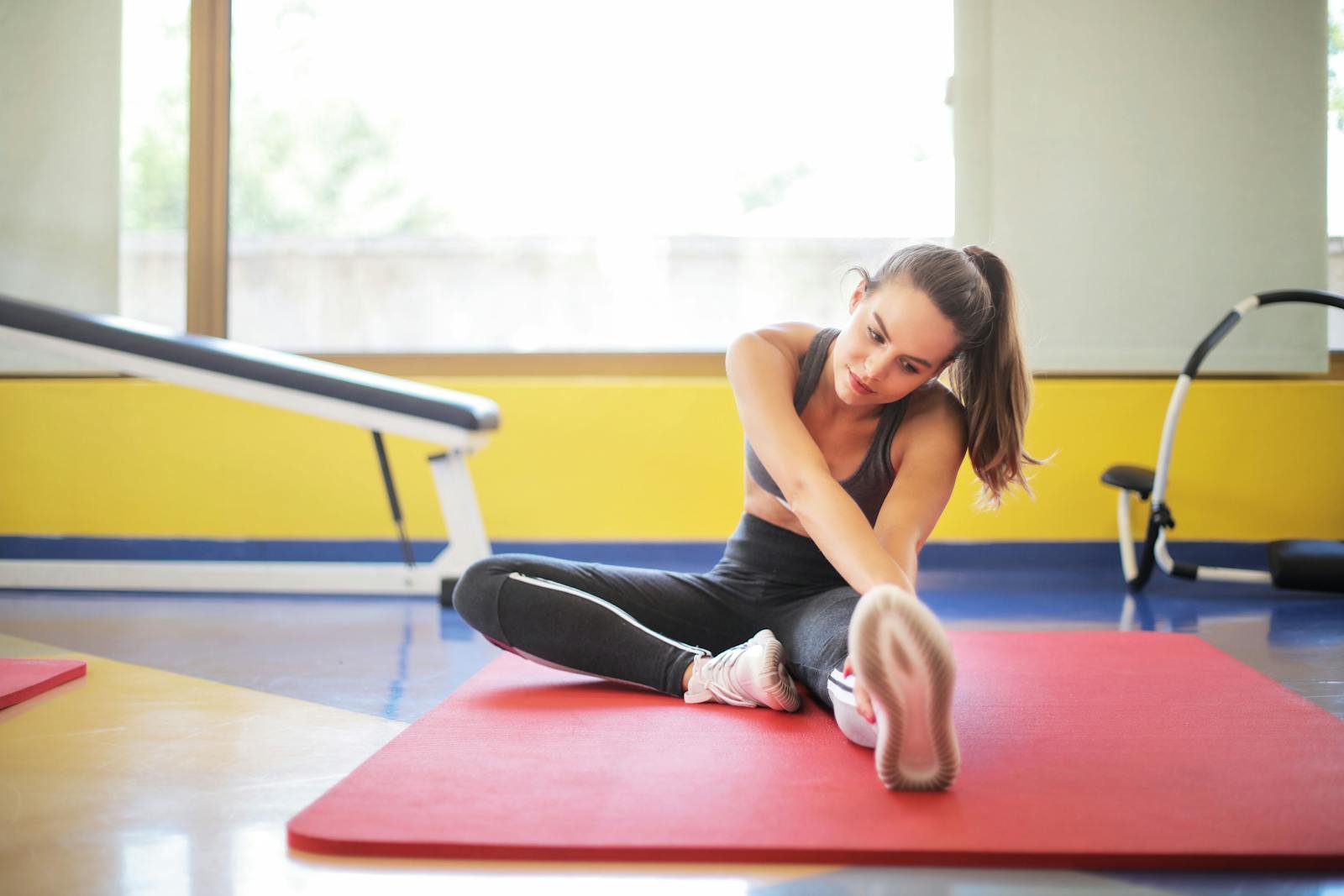 5 Best Seated Hip Flexor Stretches to Relieve Tight Hips