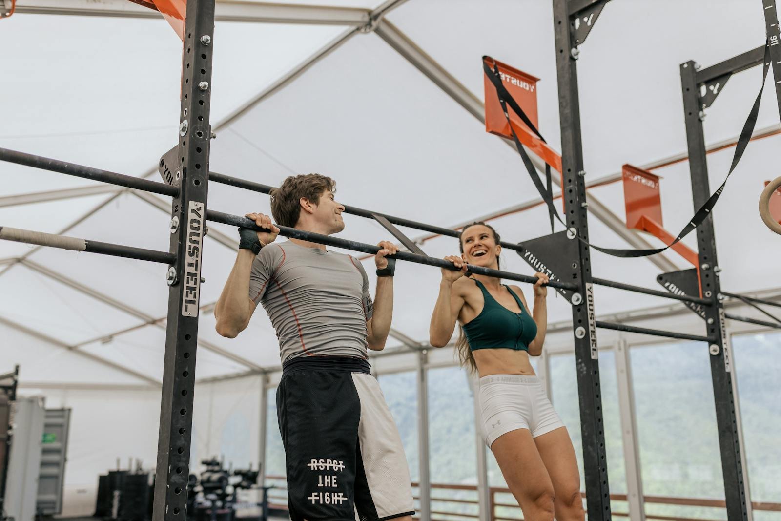Pull Ups: The Complete Guide to Form, Grip, and Progressions