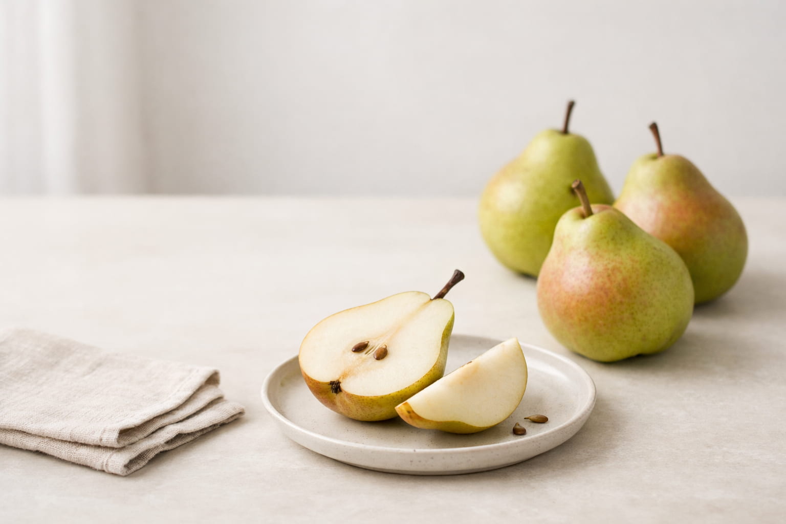 11 Best Fruits for Weight Loss Backed by Nutrition Experts