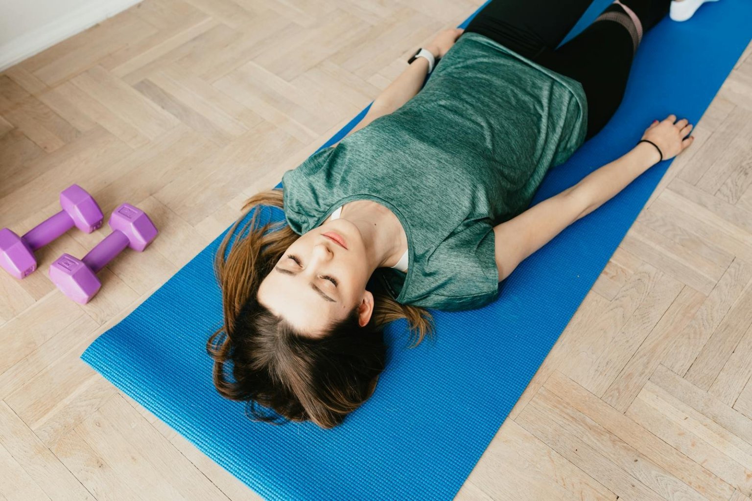 7 Best Somatic Exercises for Beginners to Release Tension