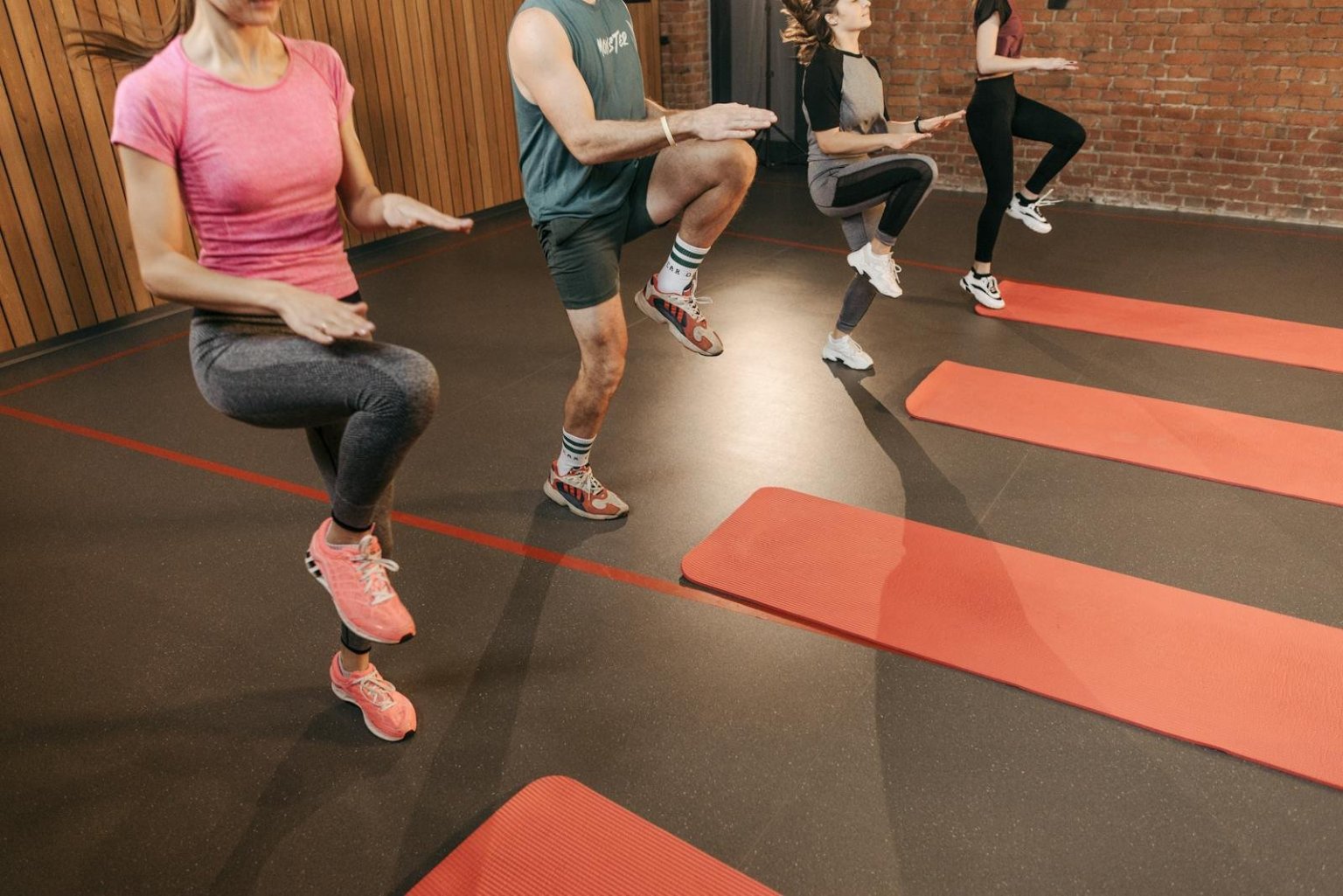 High Knees Exercise: Benefits, Muscles Worked, Form Tips