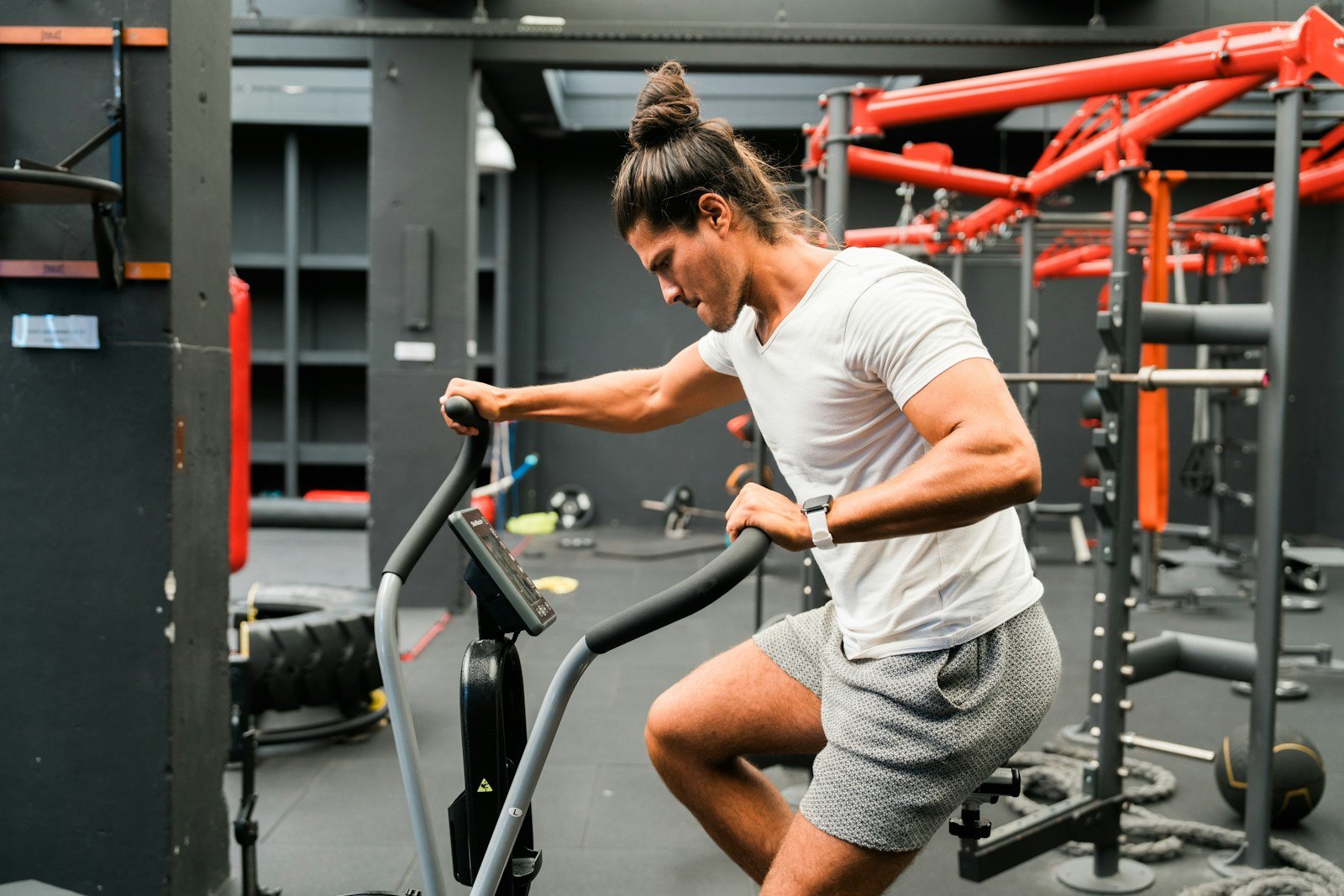 Exercise Heart Rate Chart by Age: Target Heart Rate Zones for Safe Workouts